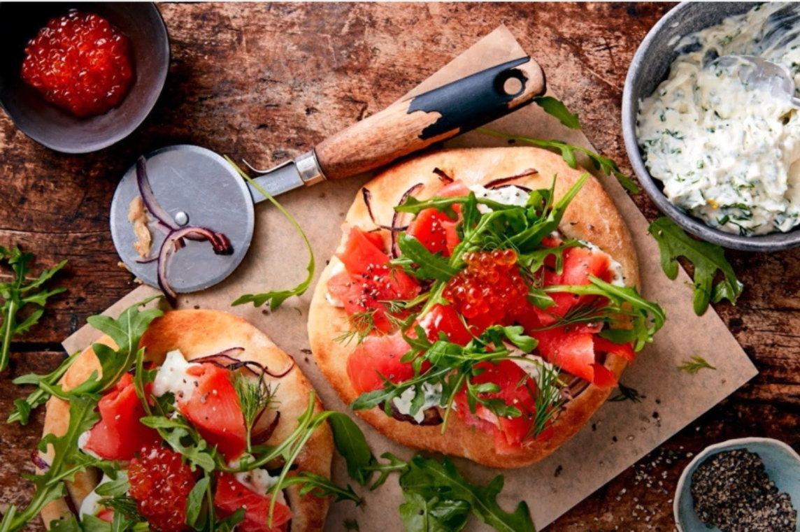 Pizzetta Bianco with Alaska Smoked Salmon and Salmon Roe – Kwee-Jack ...